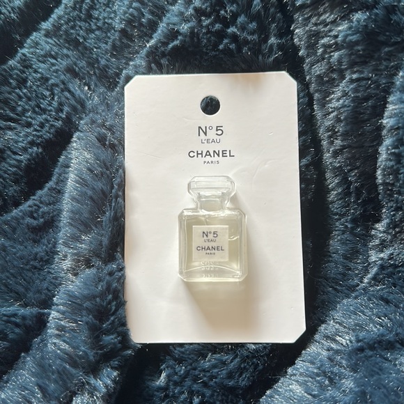 CHANEL | Other | Chanel Cupcake Topper And N5 | Poshmark